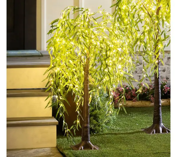 EVERGREEN Indoor/outdoor Lighted Led Green Will Ow Tree 4