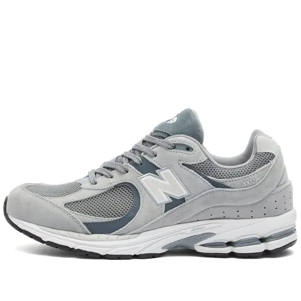 NEW BALANCE 2002r Sneakers