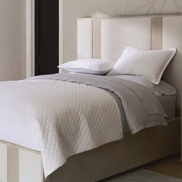 BERNHARDT Solaria Queen Wood Frame Panel Bed - B Dune