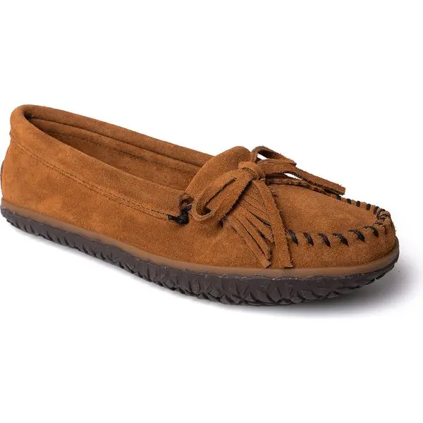Minnetonka Kilty Tread Slipper - Brown