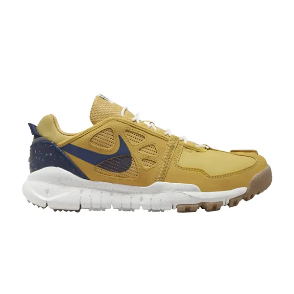 Nike Free Terra Vista Sneakers - Yellow