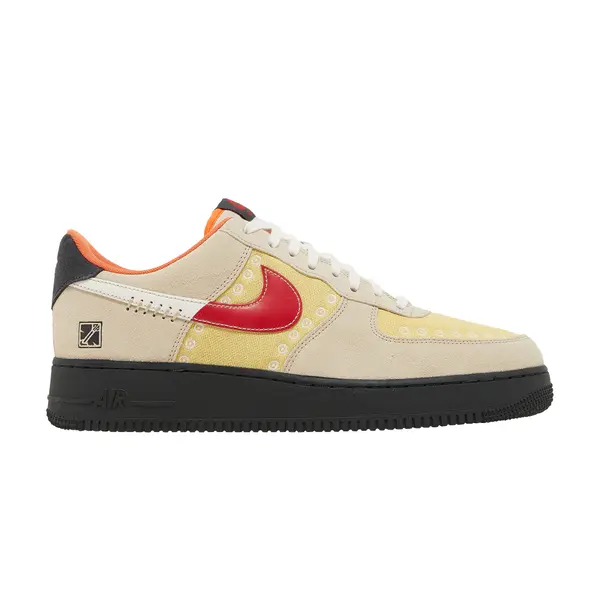 Nike Force 1 '07 'somos Familia' Sneakers - Tan