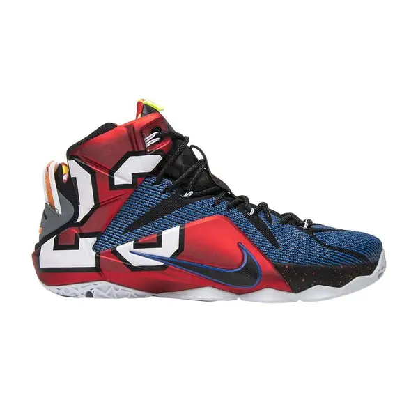 Nike Lebron Se Sneakers