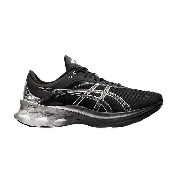 Asics Novablast Sneakers - Black
