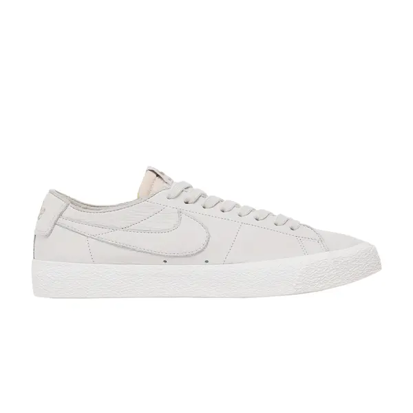 Nike Zoom Blazer Decon Sb Sneakers - White