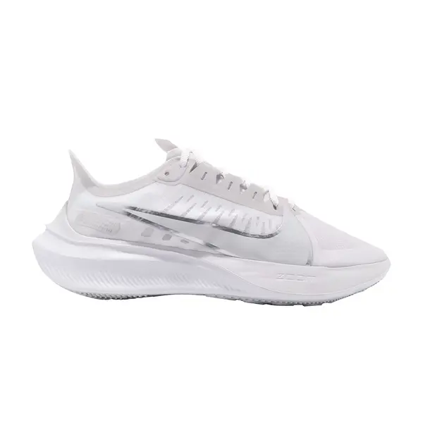 Nike Zoom Gravity Sneakers - White