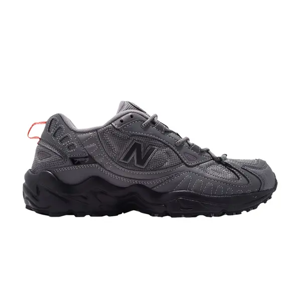 NEW BALANCE 703 Sneakers - Grey
