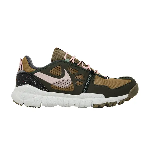 Nike Free Terra Vista Sneakers
