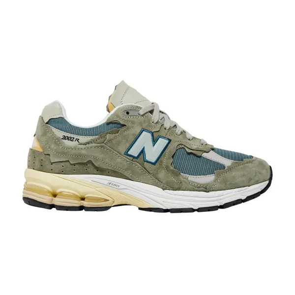 NEW BALANCE 2002r Protection Pack Sneakers - Grey