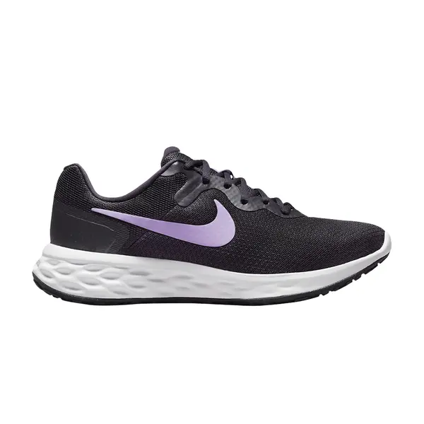 Nike Revolution Next Nature