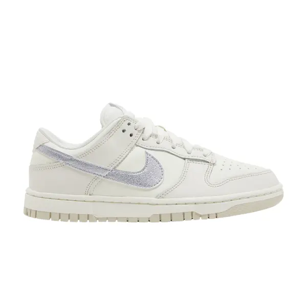 Nike Dunk Low Sneakers - White