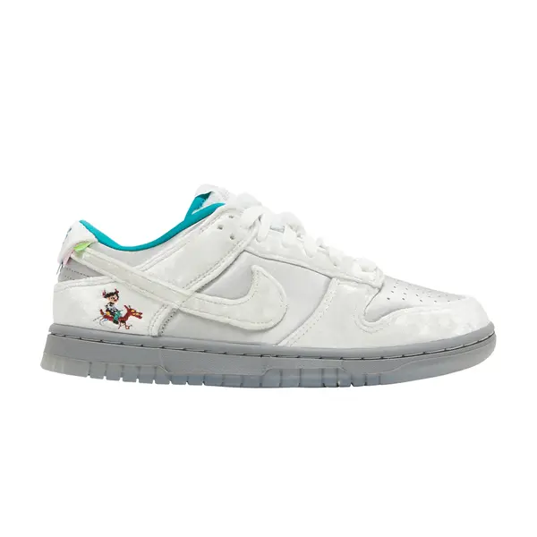 Nike Dunk Low Ice Sneakers
