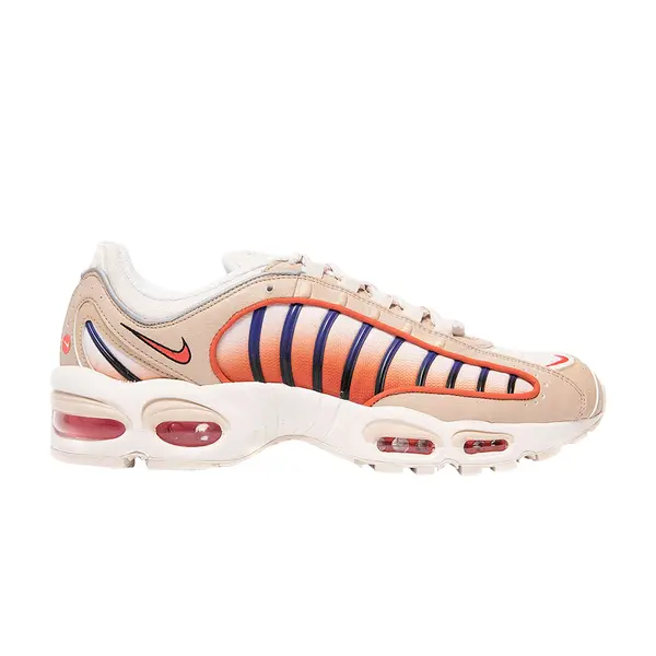 Nike Max Tailwind - Tan