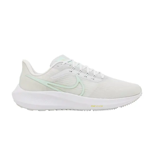 Nike Air Zoom Pegasus 39 Sneakers - White