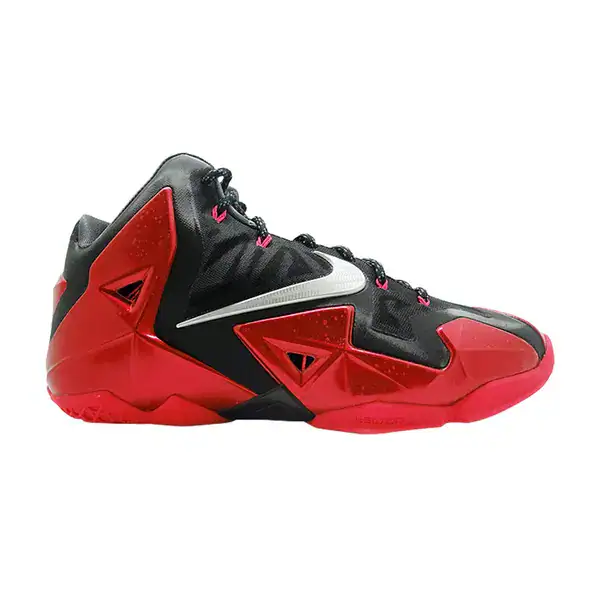 Nike Lebron Xdr 'Heat Away' Sneakers - Black | Editorialist