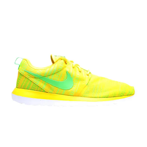 Nike Rosherun Nm Br Sneakers - Yellow