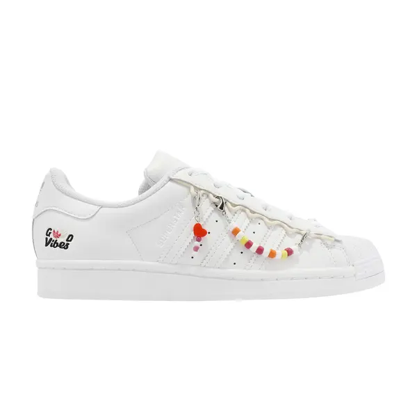 Adidas Superstar Low Top Sneakers - White