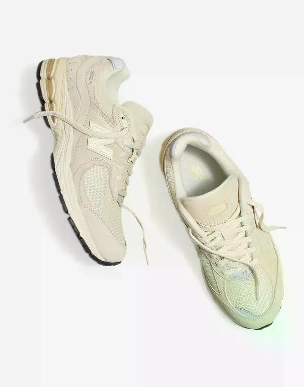 Madewell 2002r Lace-up Sneakers - Calm Taupe