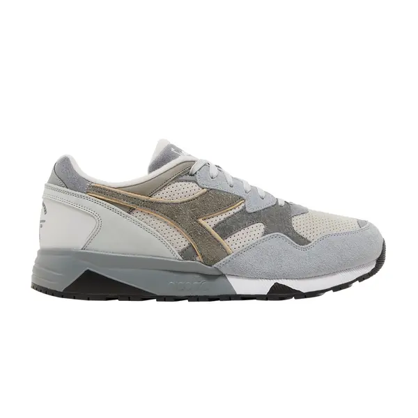 DIADORA Details Matter X N9002 'the Traveler' Sneakers - Grey