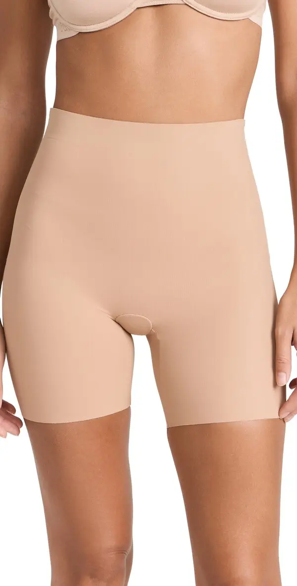 Wacoal Shape Revelation Low Plunge Shaper - Praline