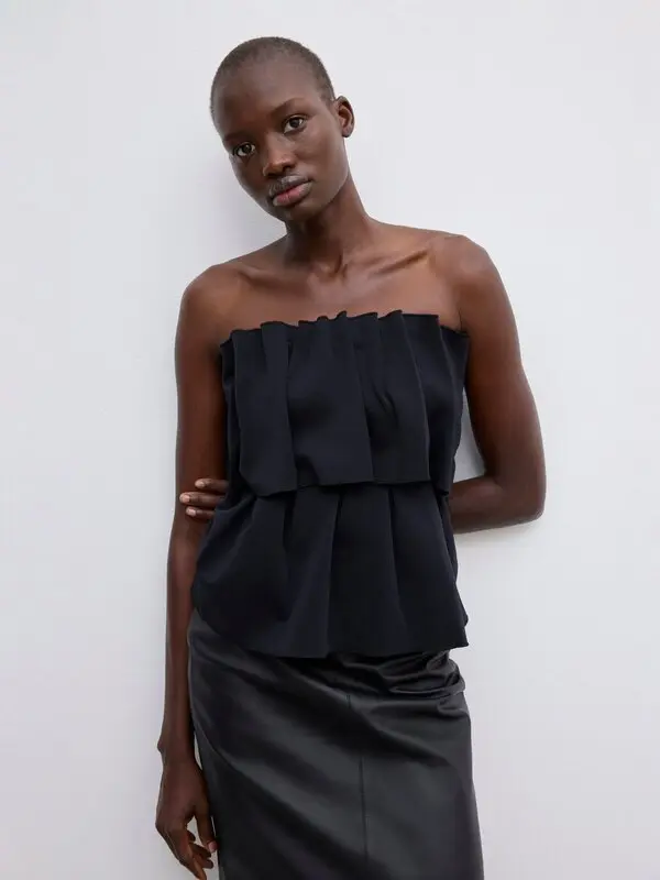 HOUSE OF DAGMAR Sculpted Tube Top - Black