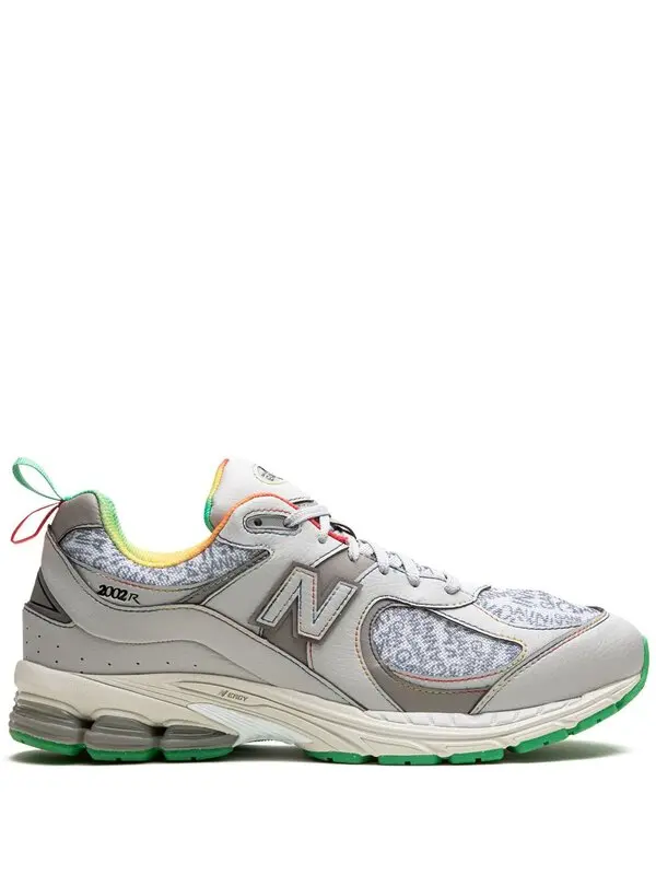 NEW BALANCE X Ganni 2002r Sneakers