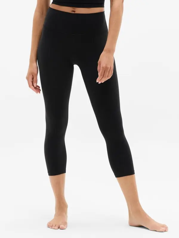 Athleta Transcend High Rise Capri