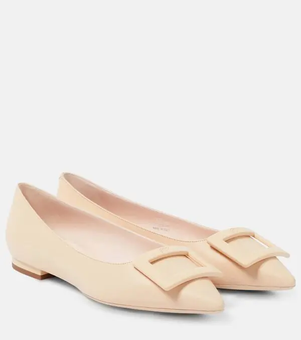 ROGER VIVIER Gommettine Ball Patent Leather Ballet Flats - Neutrals