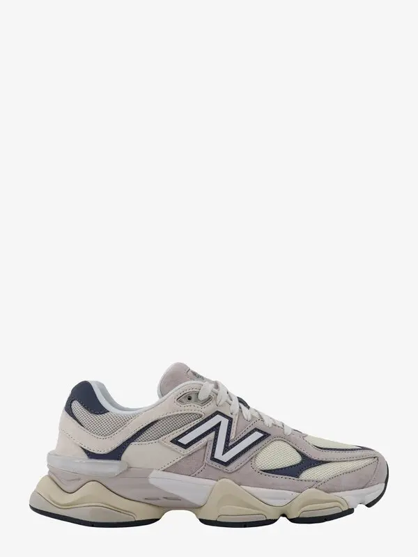 NEW BALANCE 9060 Low-top Sneakers