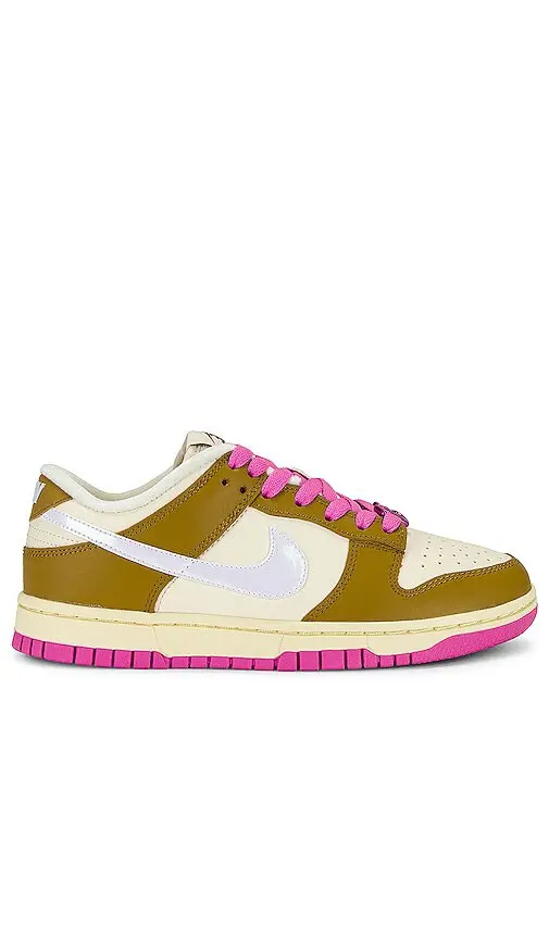 Nike Dunk Low Se Sneaker In Brown - Bronzine Coconut Milk & Playful ...