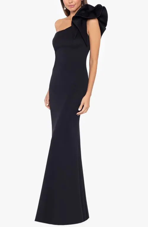 Betsy & Adam Ruffle One-shoulder Trumpet Gown - Black