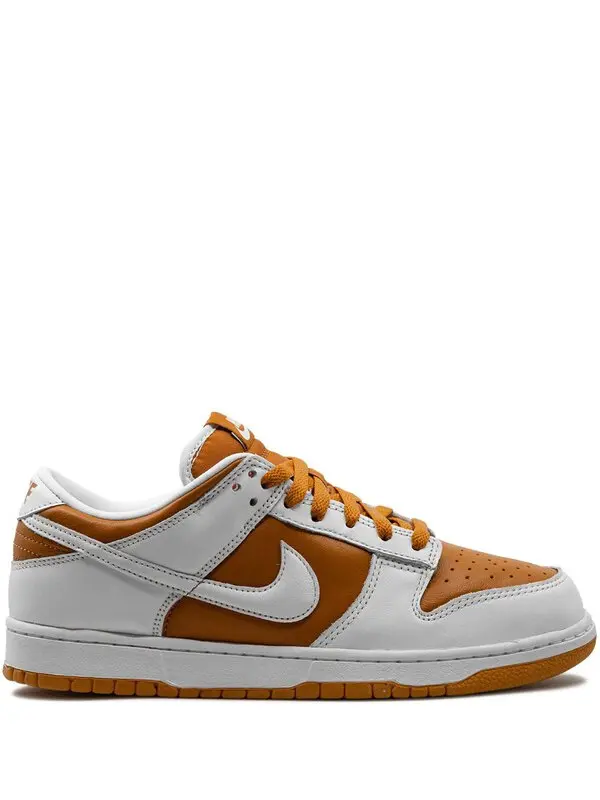 Nike Dunk Lace-up Sneakers - Orange