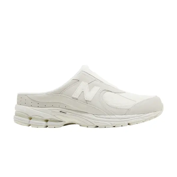 NEW BALANCE 2002r Mule - Cream