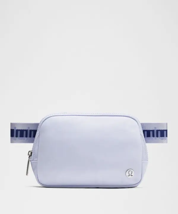 Lululemon Everywhere Belt Bag 1l - Serene Blue/deep Sea Blue/dusty Lilac