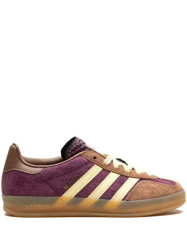 adidas gazelle silver green womens adidas Gazelle 85 (Clear Sky/Cloud White/Gold Metallic) main image 1