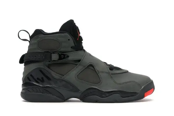 JORDAN 8 Retro Take Flight Undefeated Sneakers - Sequoia/black/wolf Grey
