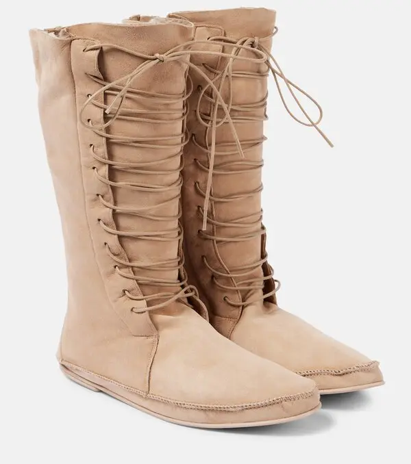 THE ROW Tyler Suede Boots - Beige