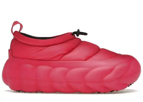 CROCS Overpuff Shorty - Dragon Fruit