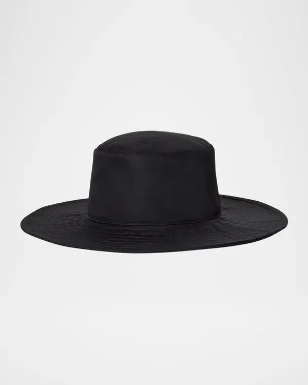 Janessa Leoné Shiloh Bucket Hat