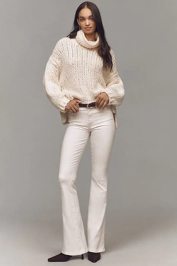 MOTHER The Weekender Mid-rise Flare Jeans - Cream Puff