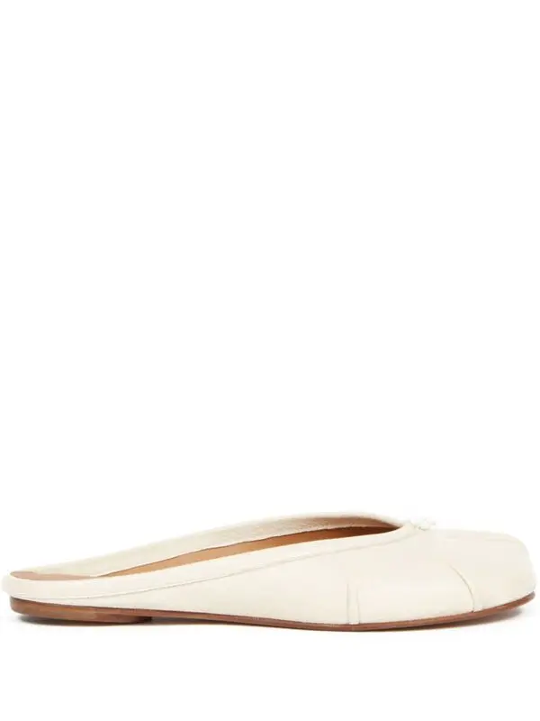 MAISON MARGIELA Tabi Leather Mules - White