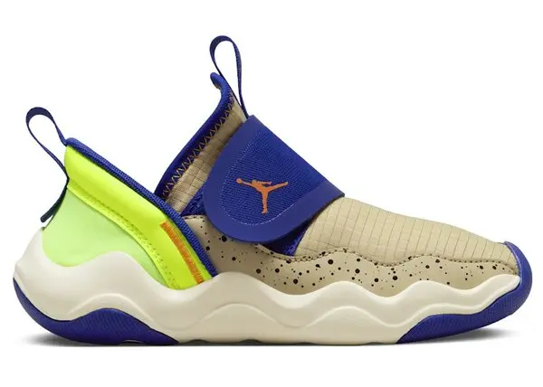 JORDAN 23/7 Sneakers - Team Gold/radiant Blue/volt