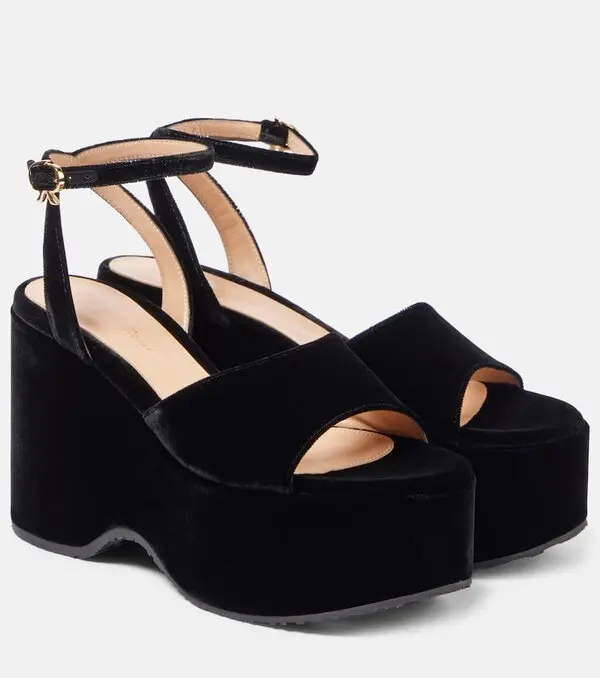 GIANVITO ROSSI Velvet Wedge Sandals - Black