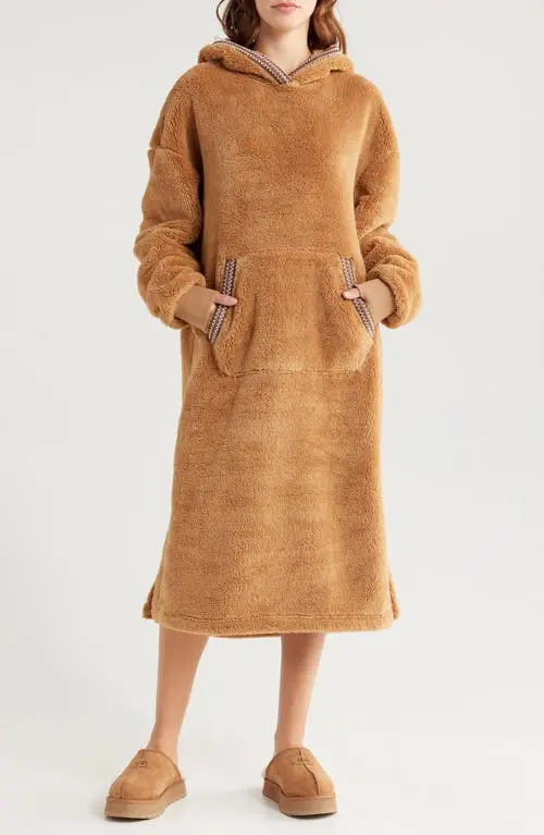 UGG Long Fleece Hoodie - Che