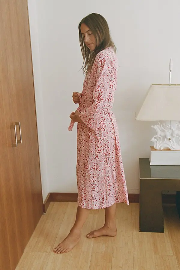 BE DEVA Gulabi Bathrobe - Pink Ikkat Pattern
