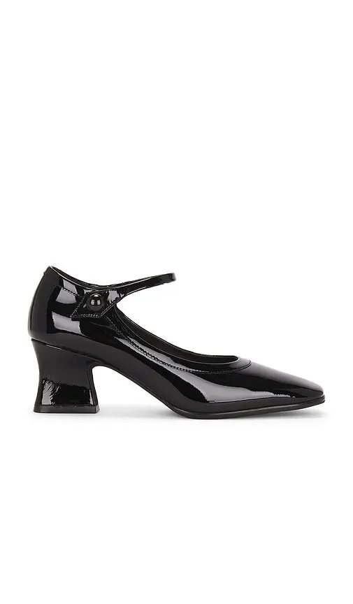Jeffrey Campbell Pettigrew Pump