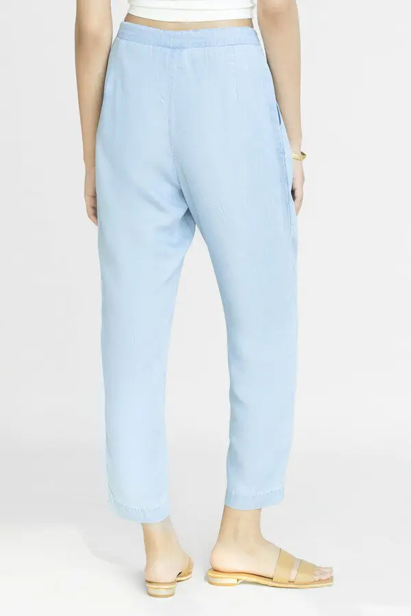 REISTOR Tapered Tencel Pants