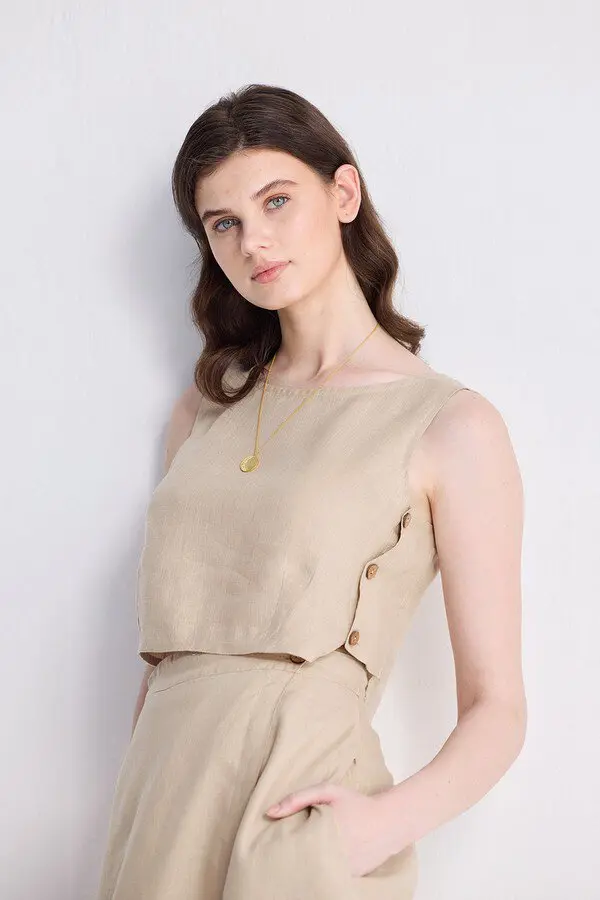 REISTOR Boxy Crop Top