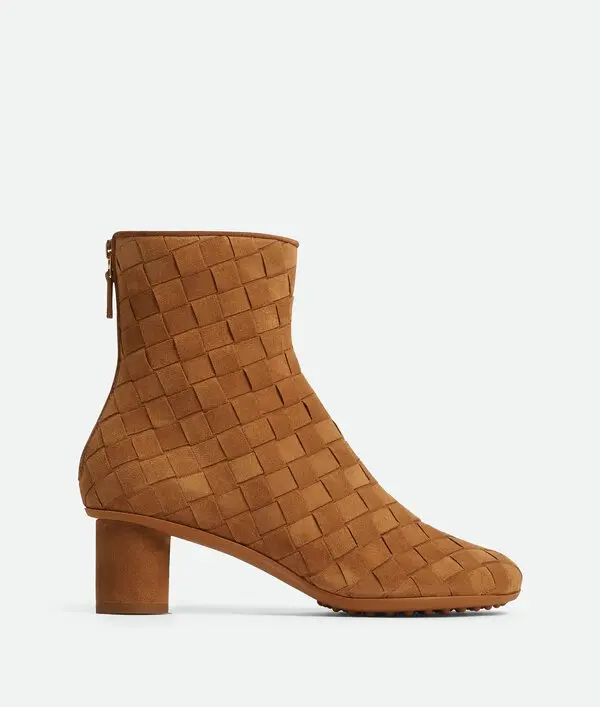 Bottega Veneta Intrecciato Suede Ankle Boots - Caramel