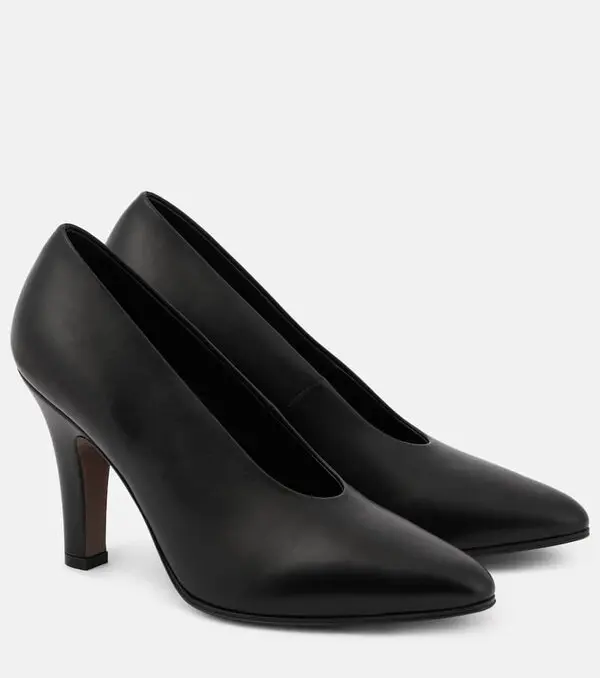THE ROW Prudens 90 Leather Pumps - Black